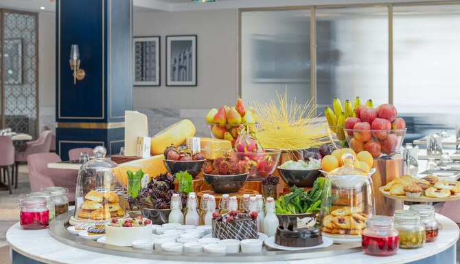 Experience all-day dining and local cuisine in Srinagar | Radisson Hotels