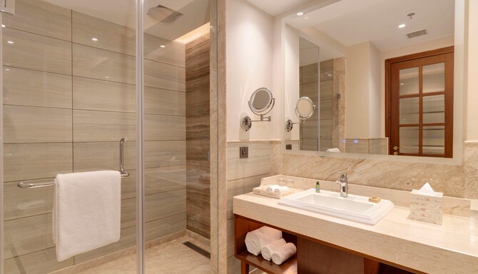 Welcome to Radisson Collection Hotel & Spa, Riverfront Srinagar