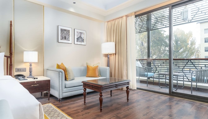 Welcome to Radisson Collection Hotel & Spa, Riverfront Srinagar