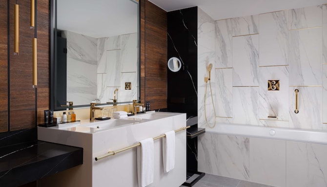 Warsaw Luxury Hotels | Radisson Collection Hotel, Warsaw