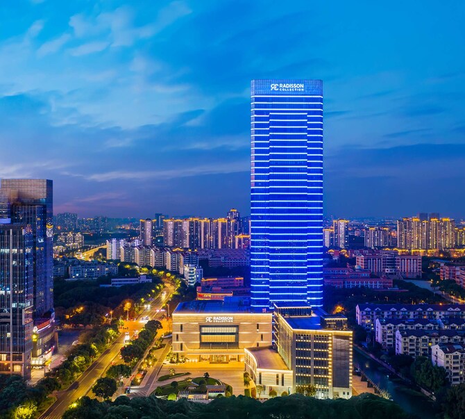 Discover the elegant Radisson Collection Hotel, Wuxi | Radisson Hotels
