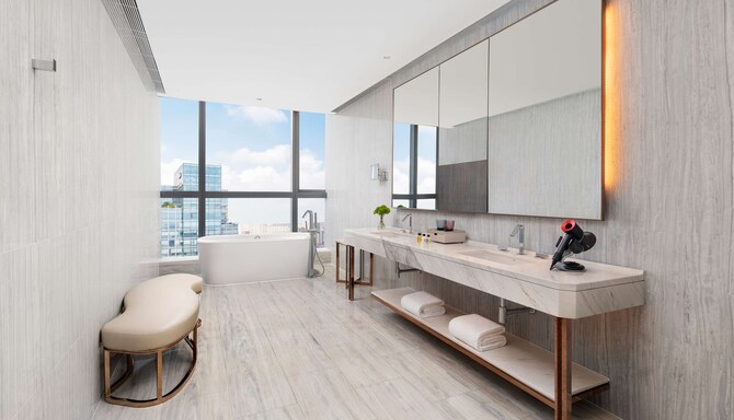 Discover the elegant Radisson Collection Hotel, Wuxi | Radisson Hotels