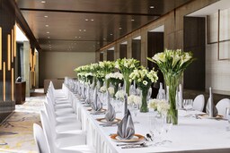 Romantic city center weddings | Radisson Collection Hotel, Wuxi