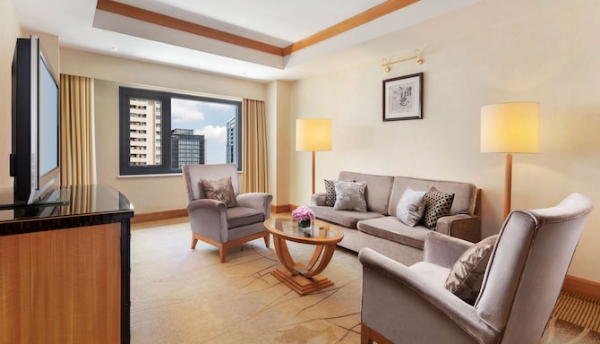 Radisson Collection Hotel, Yangtze Shanghai | Radisson Hotels