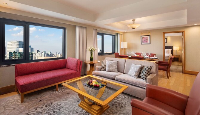 Radisson Collection Hotel, Yangtze Shanghai | Radisson Hotels