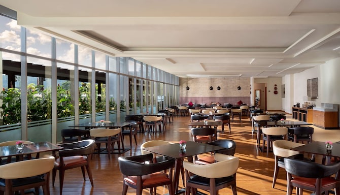 Reserve Radisson Batam Restaurants | Radisson Hotels