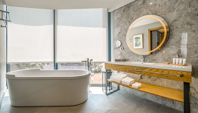 Enjoy a restful stay in our Tambo hotel rooms | Radisson Hotels