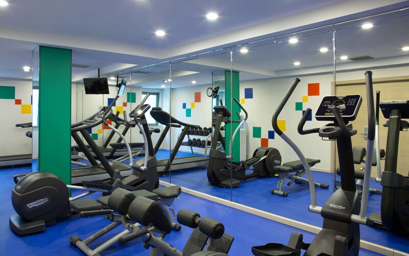 Explore our fitness center | Radisson Hotel Baku