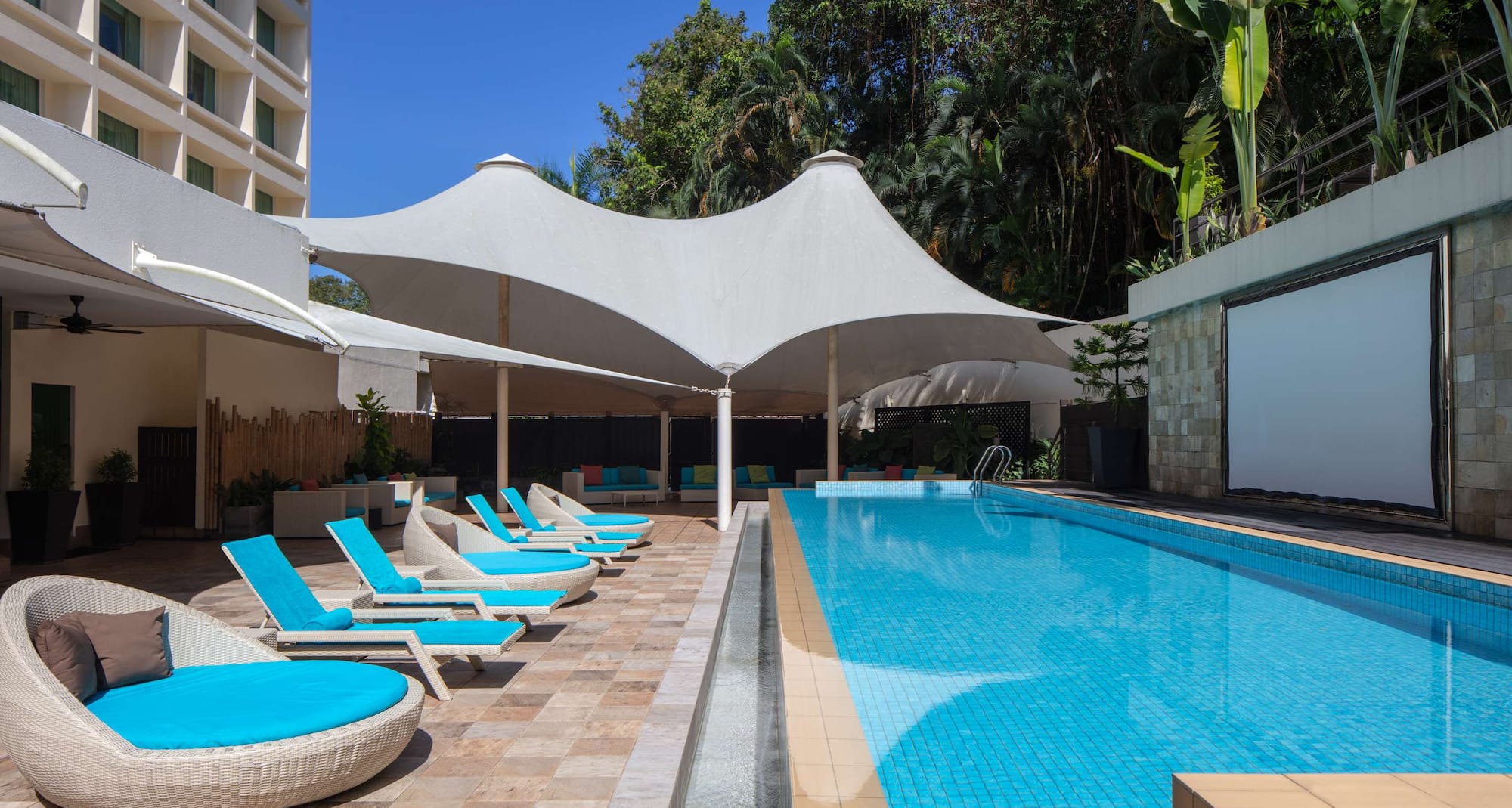 Relaxing Spa Experience in Brunei | Radisson Hotel Brunei Darussalam