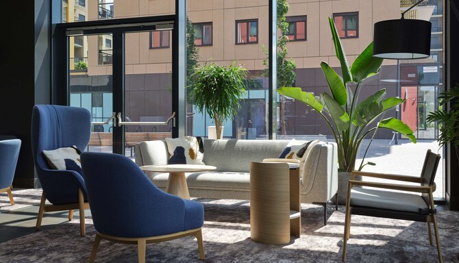 Explore the historic and the modern in Budapest | Radisson Hotels