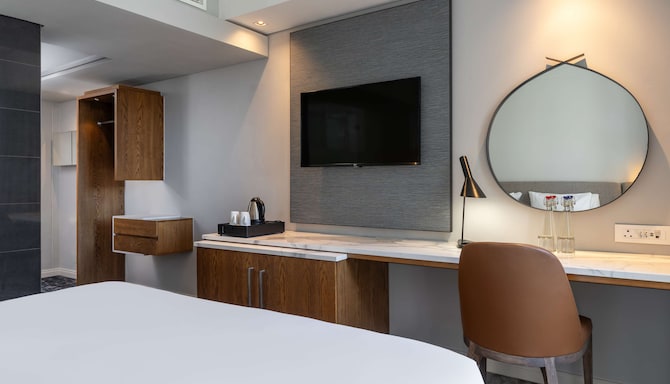 Discover our modern 4-star hotel | Radisson Hotel Cape Town Foreshore