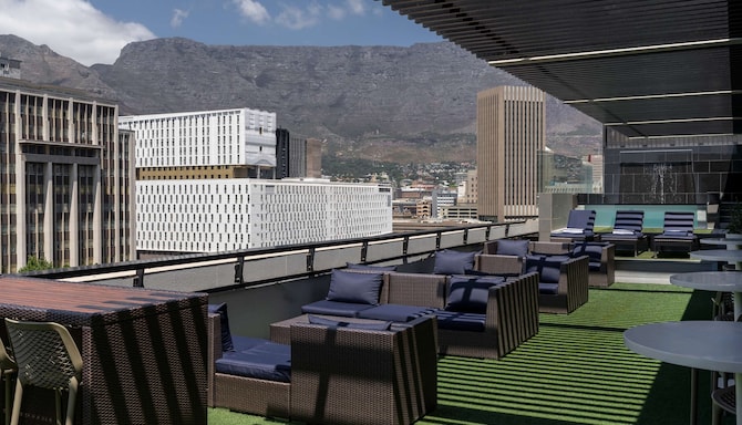 Enjoy exercise at our modern gym | Radisson Hotel Cape Town Foreshore