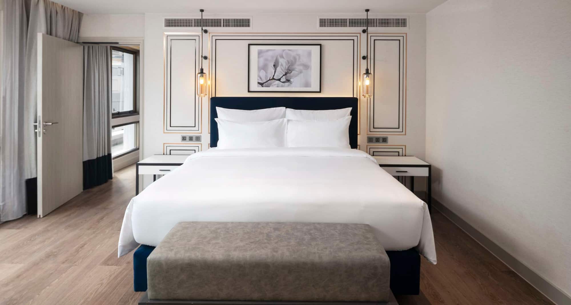 Services | Radisson Hotel Chateau de Bangkok