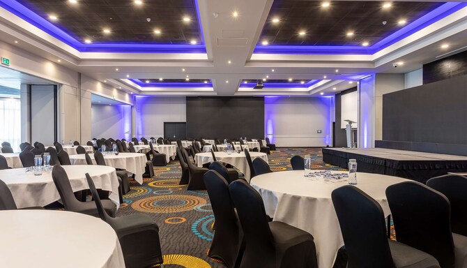 Meeting Rooms near London Heathrow Airport | Radisson RED