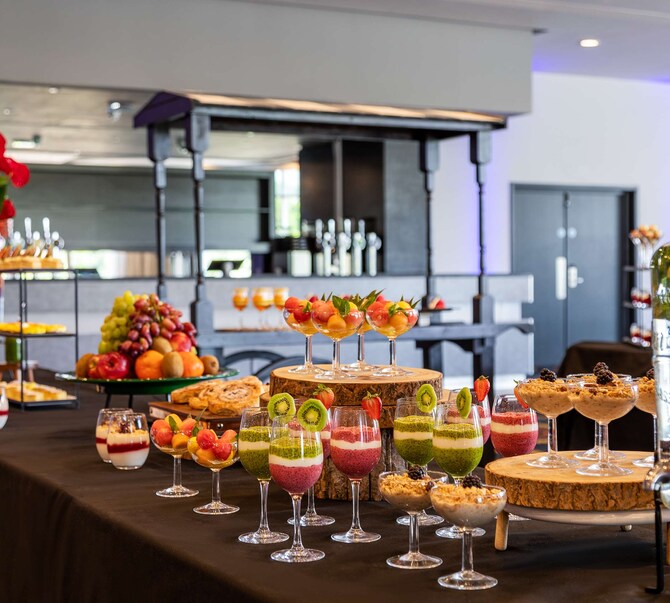 Our dining options for meeting and events | Radisson Hotels