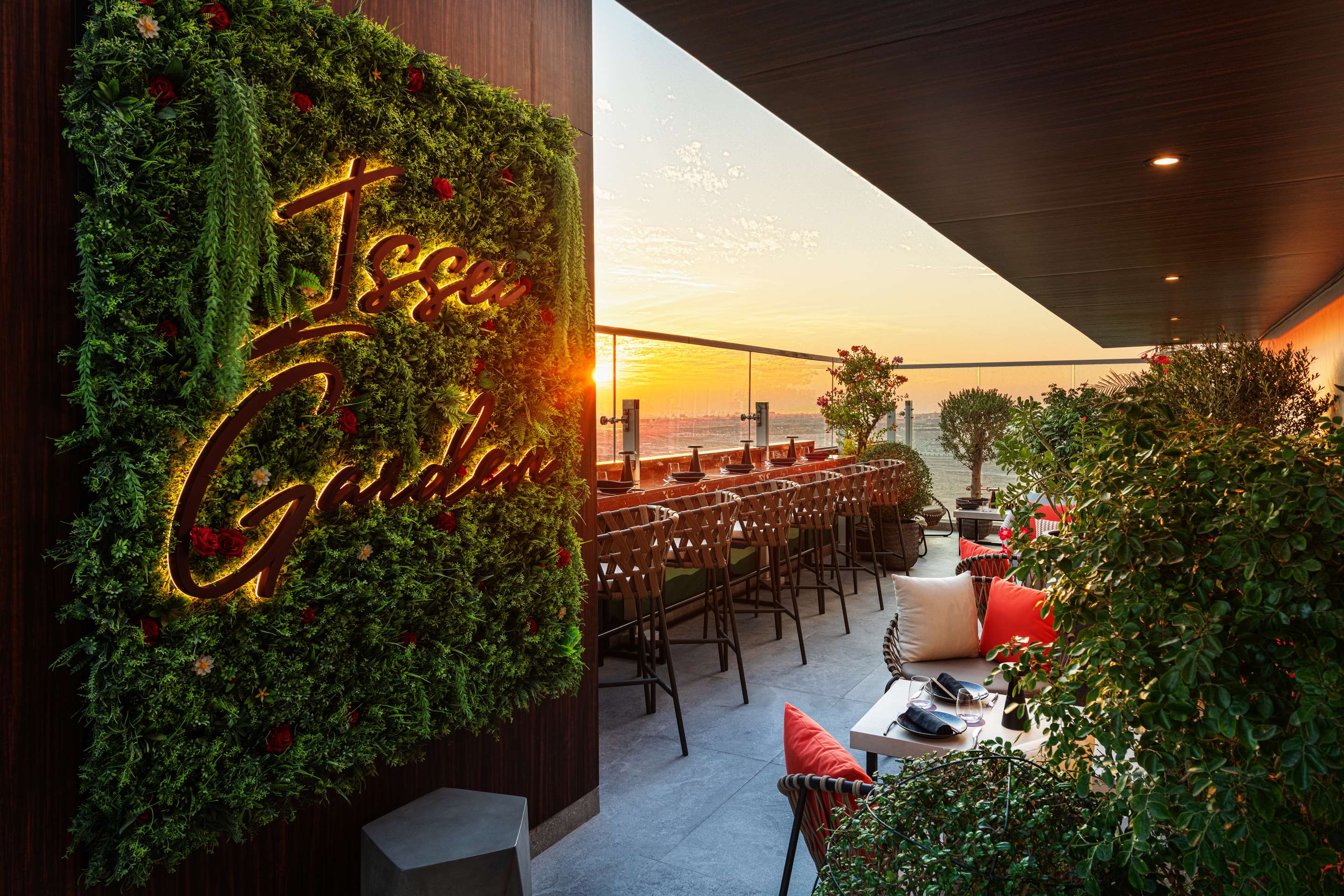 Offrez-vous des restaurants internationaux à Dubaï | Radisson Hotels