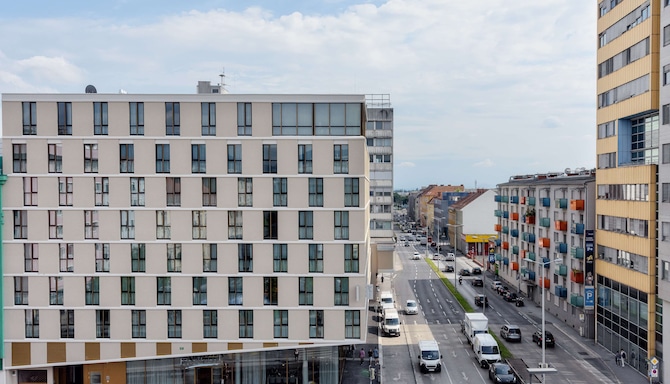 Balaustine | Radisson Hotel Graz