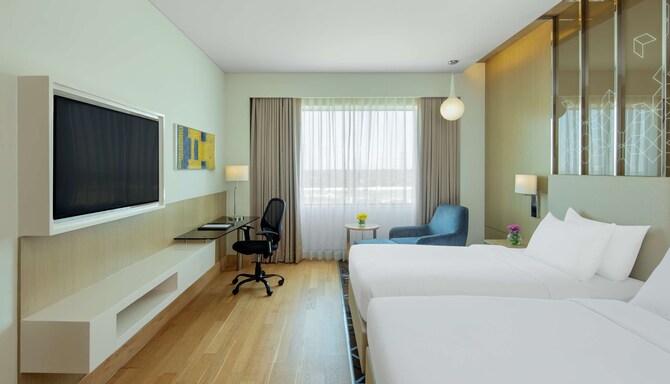 Book Radisson Ambience Mall Hotel Rooms | Radisson Hotels