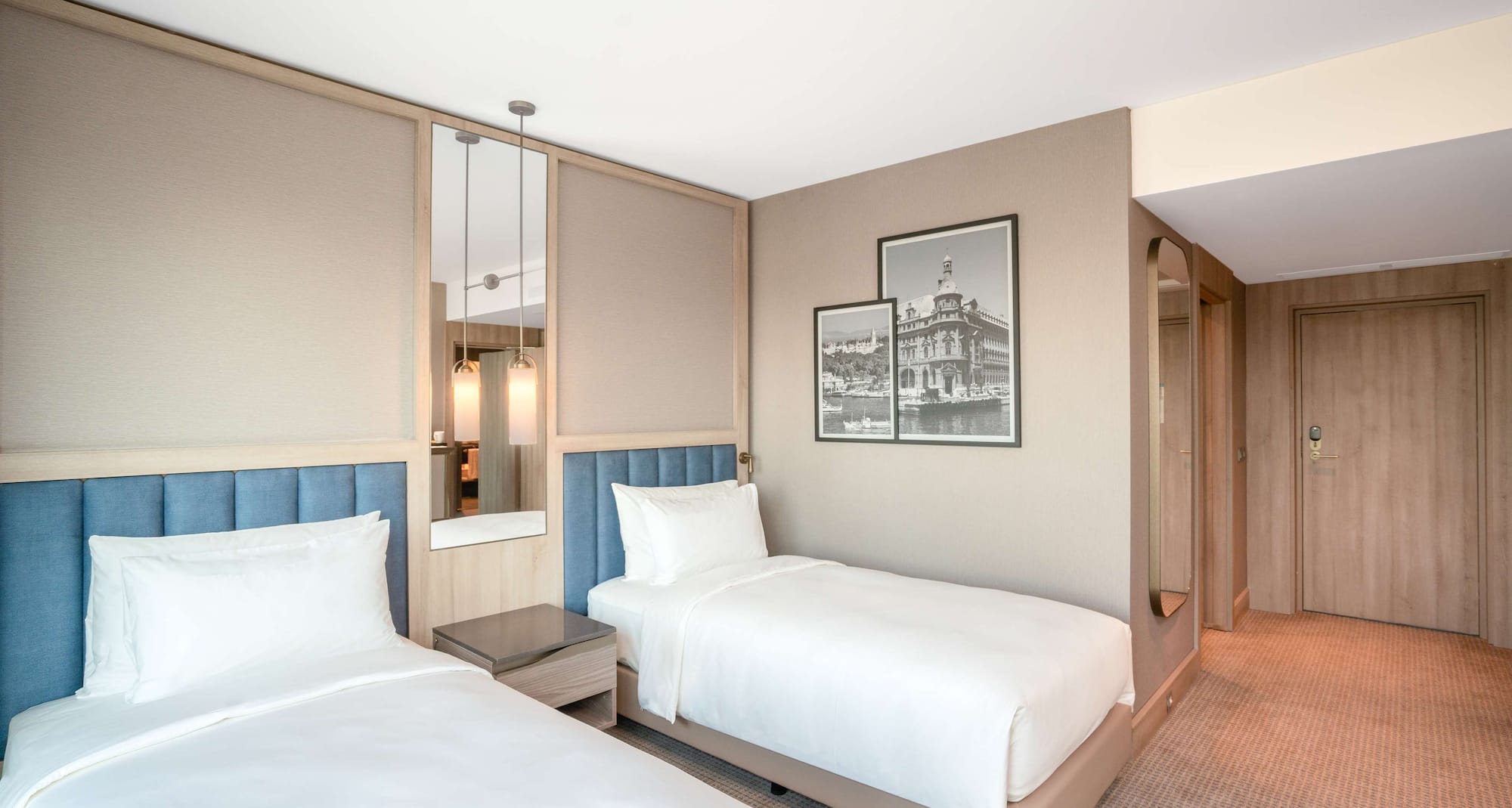 Sophisticated rooms and suites | Radisson Hotel Istanbul Merter