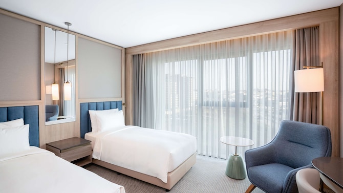Sophisticated rooms and suites | Radisson Hotel Istanbul Merter