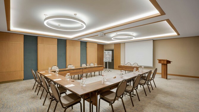 Memorable city center stays | Radisson Hotel Istanbul Merter