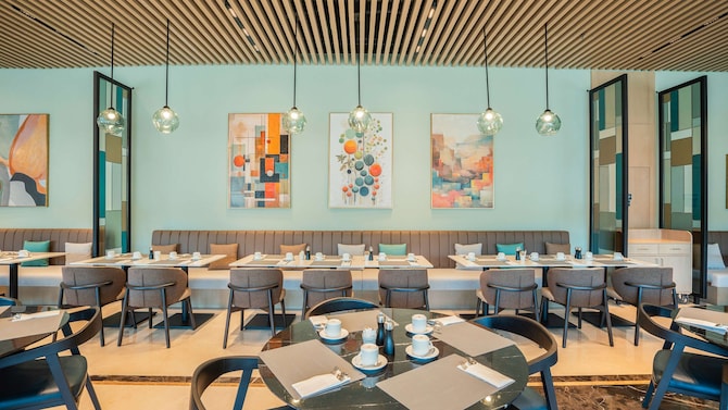 Impressive dining | Radisson Hotel Istanbul Merter