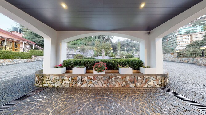 Book Radisson Hotels in Shimla | Radisson Hotels