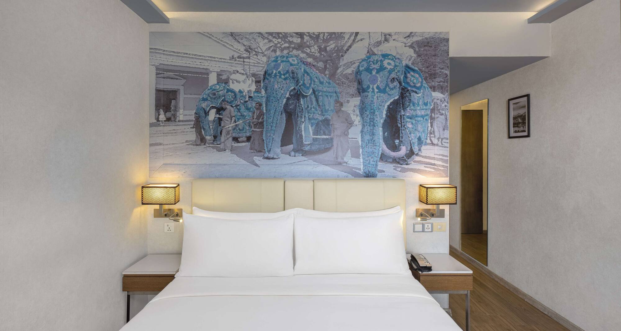 Best hotel rooms in Kandy with lake views | Radisson Hotel Kandy