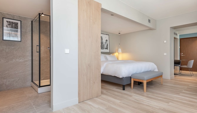 Enjoy a stylish stay at Radisson Hotel Kaunas | Radisson Hotels