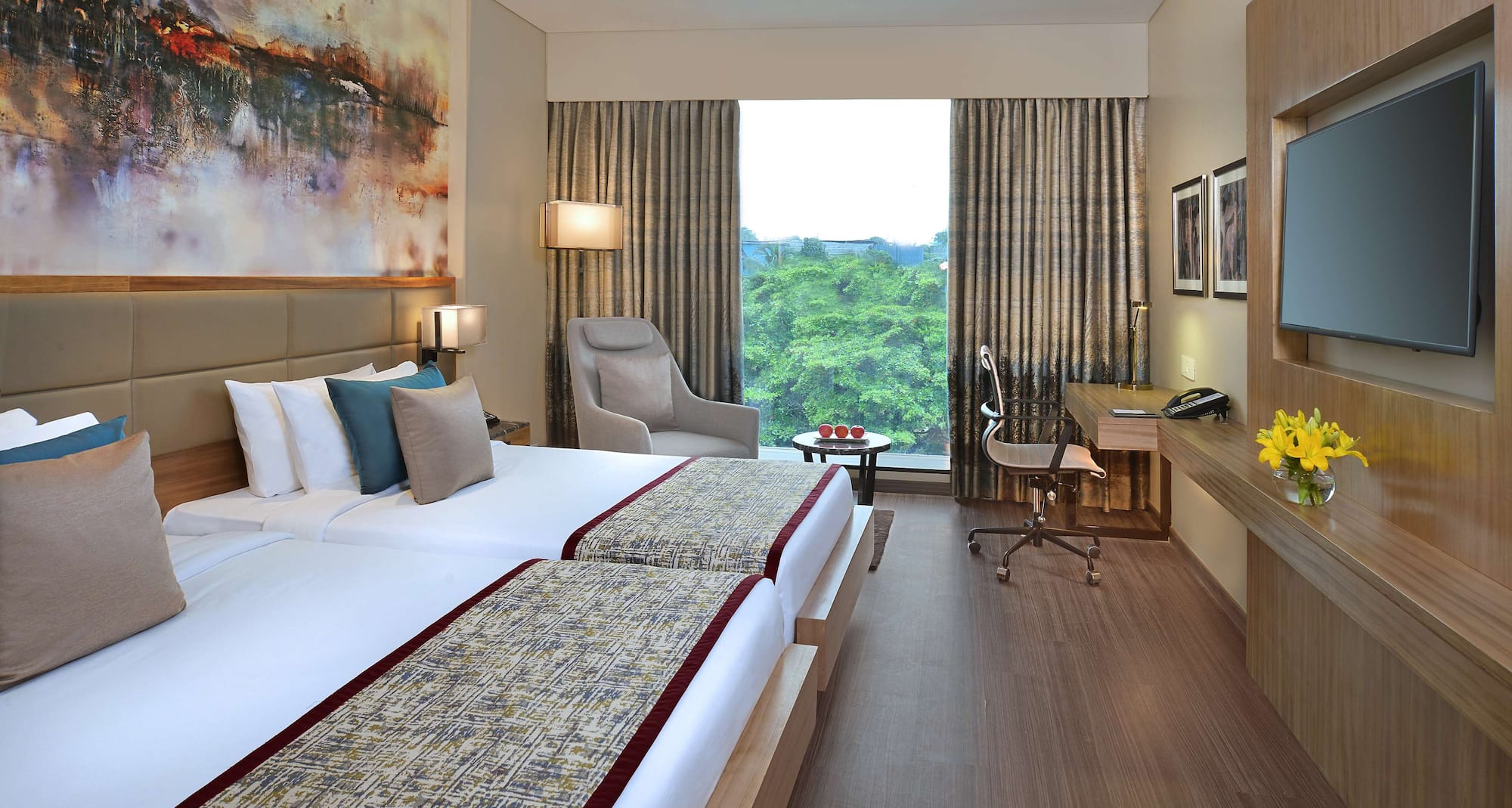 Escape to Our Radisson Hotel Rooms in Andheri | Radisson Hotels
