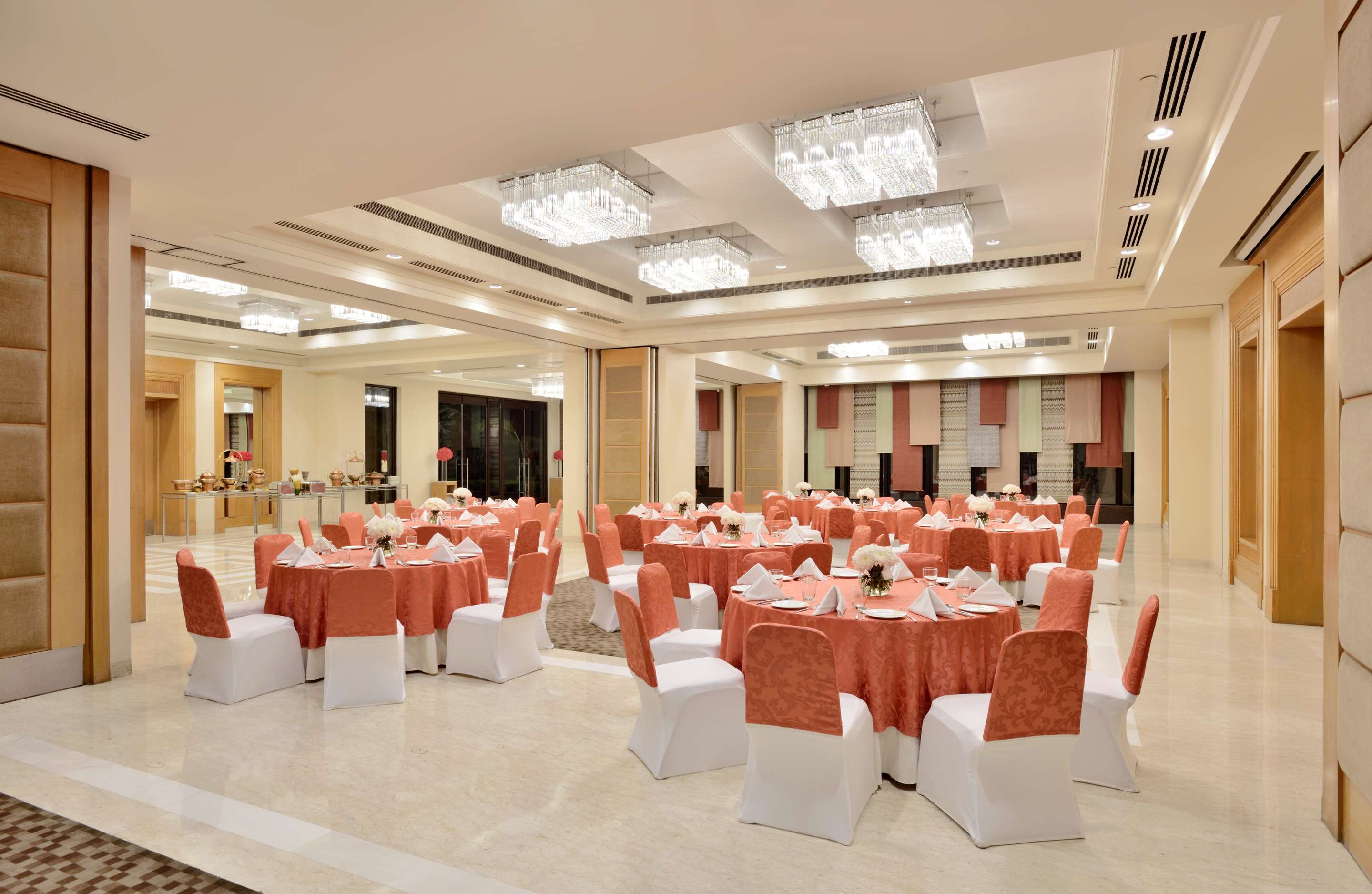 Book Radisson Event Venues in Noida | Radisson Hotels