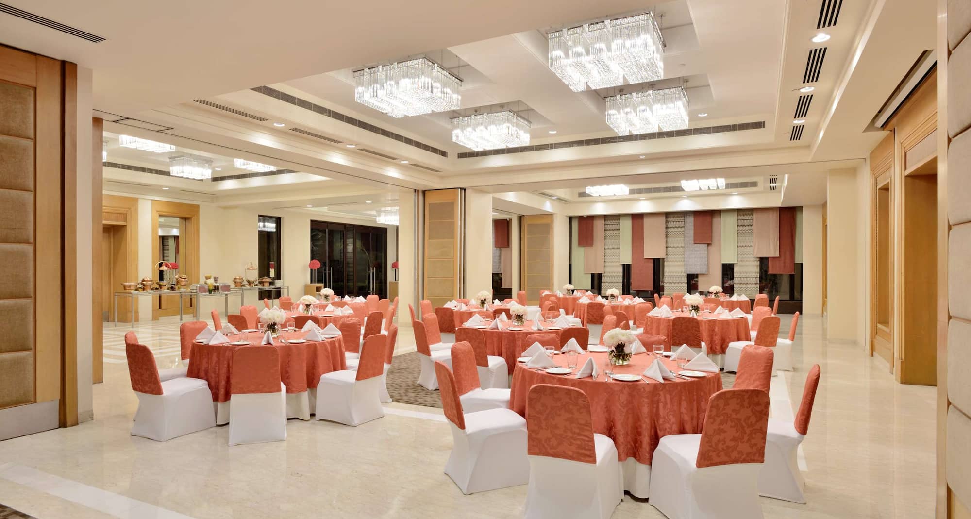 Book Radisson Event Venues in Noida | Radisson Hotels