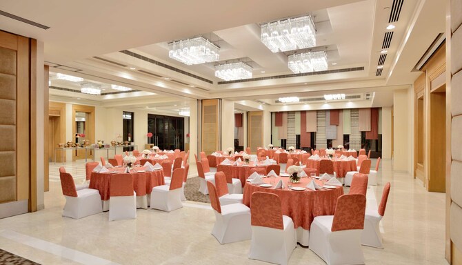 Book Radisson Event Venues in Noida | Radisson Hotels