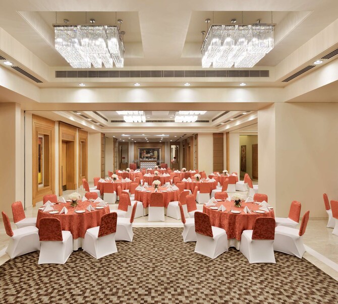 Book Radisson Event Venues in Noida | Radisson Hotels