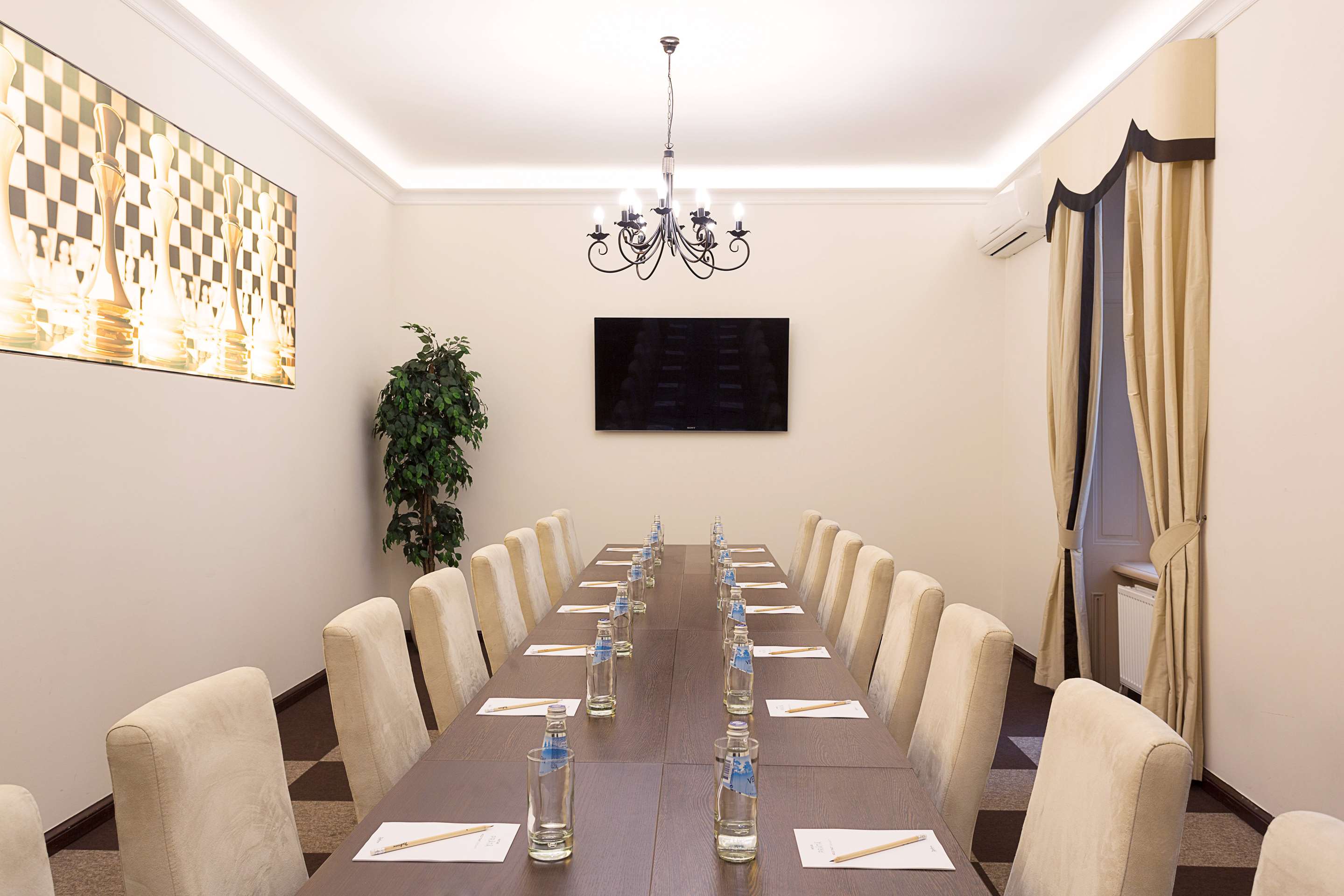 Technology and amenities | Radisson Hotels