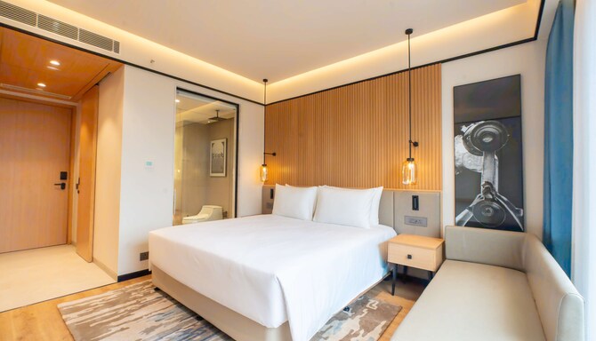 Enjoy our contemporary rooms and suites | Radisson Hotel Prayagraj