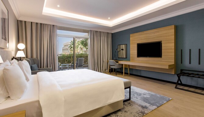 Book a room or villa at our airport hotel in Riyadh | Radisson Hotels