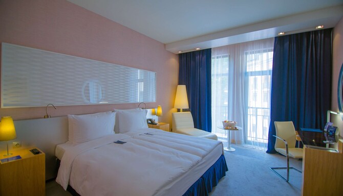 Отель на горнолыжном курорте «Роза Хутор» | Radisson Hotel, Rosa Khutor