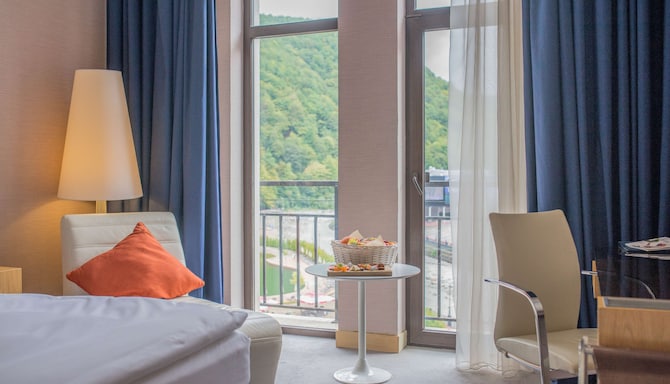 Отель на горнолыжном курорте «Роза Хутор» | Radisson Hotel, Rosa Khutor