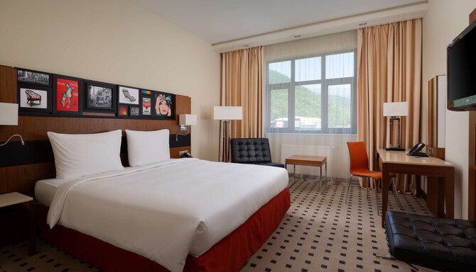 Отель на горнолыжном курорте «Роза Хутор» | Radisson Hotel, Rosa Khutor
