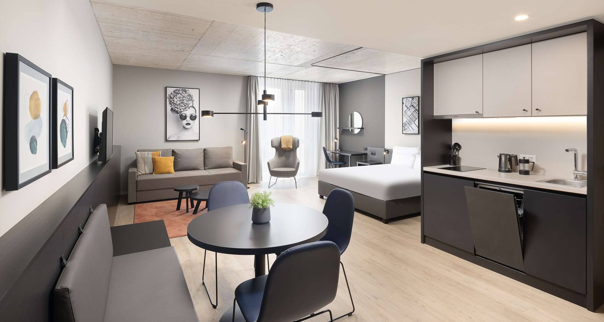 Modern long stay serviced apartments | Radisson Hotel & Suites Zurich