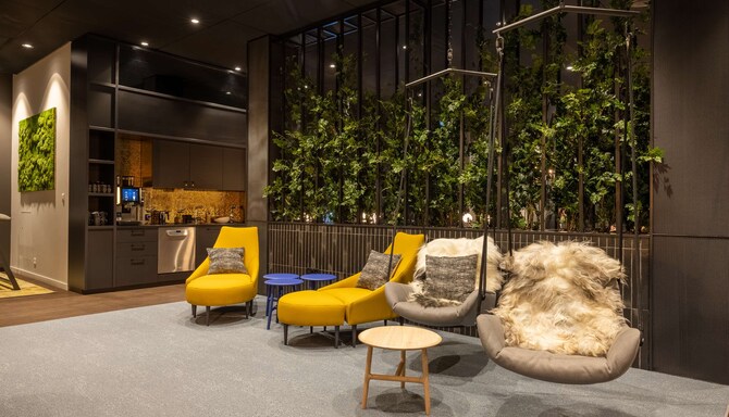 Modern long stay serviced apartments | Radisson Hotel & Suites Zurich