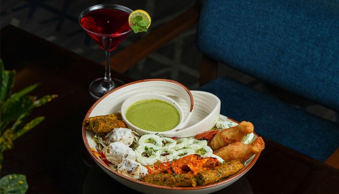 All-day dining | Radisson Hotel Vrindavan