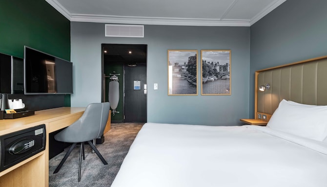 Discover our historic city | Radisson Hotel York