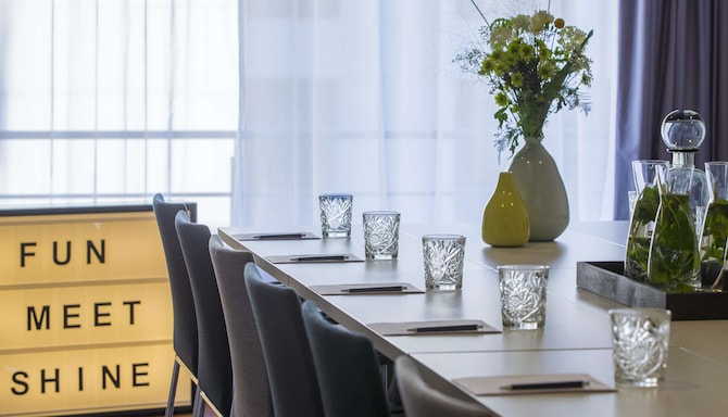 Host Your Meeting in Our Conference Room in Aarhus | Radisson RED