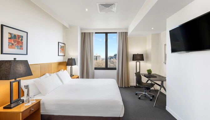 Book Radisson Hotel Rooms in the Melbourne CBD | Radisson Hotels