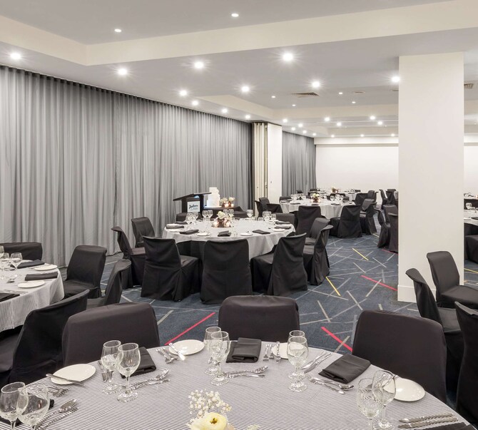 Reserve Radisson Meeting Rooms in the Melbourne CBD | Radisson Hotels