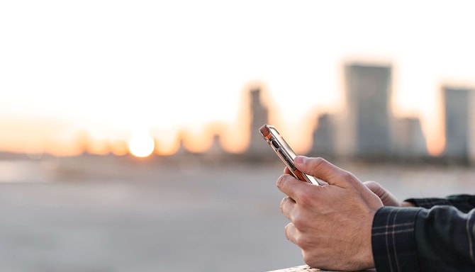 Explore our hotels offering live chat | Radisson Hotels