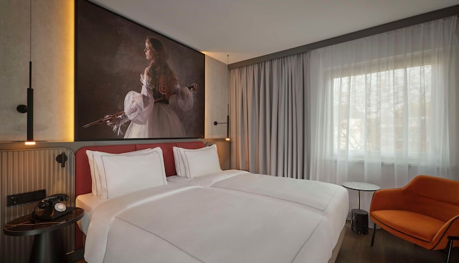 Entdecken Sie unsere stilvollen Zimmer und Suiten | Radisson RED Berlin Kudamm