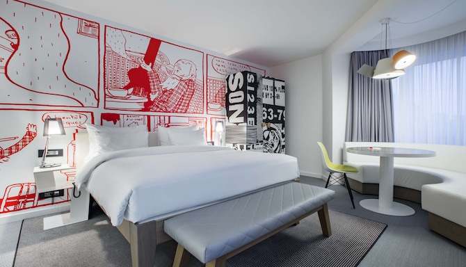 Hotels in Brussels with meeting rooms | Radisson RED Brussels